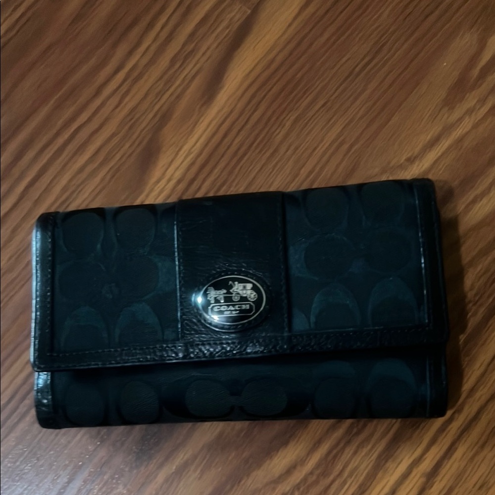 Legacy Signature Coach Black Checkbook Wallet - Gem
